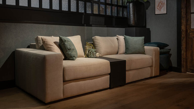 Carl - Sofa - UrbanSofa